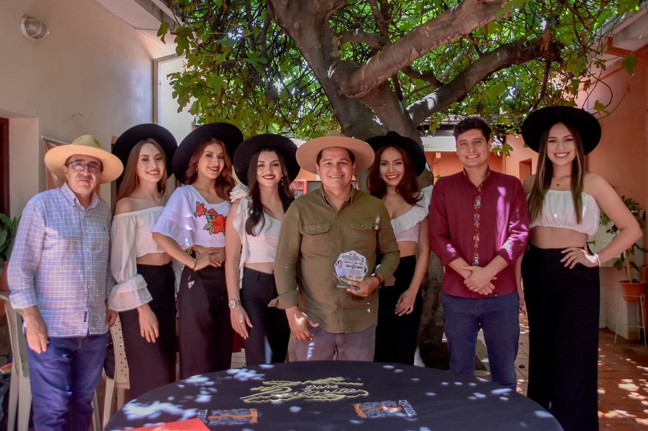 Erick Claros, Embajador de Tarija, Bolivia rumbo a Cosquín 2025 - Periódico El Andaluz